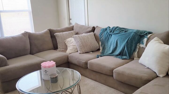 How to Refresh Your Living Room in a Few Simple Steps | Redesign How to Refresh Your Living Room in a Few Simple Steps | Redesign