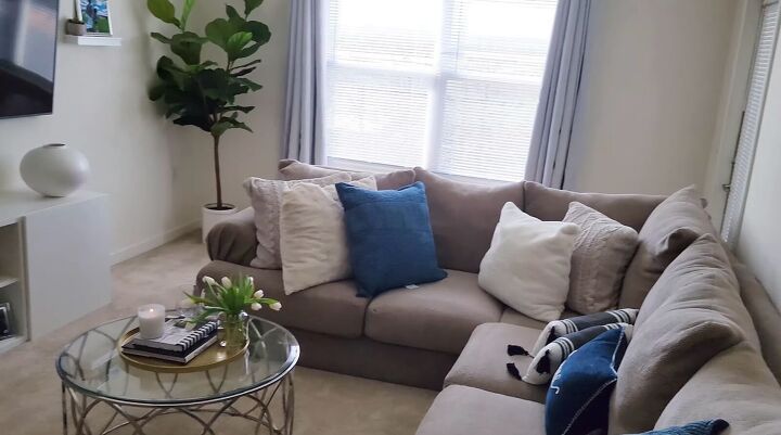 How to Refresh Your Living Room in a Few Simple Steps | Redesign How to Refresh Your Living Room in a Few Simple Steps | Redesign