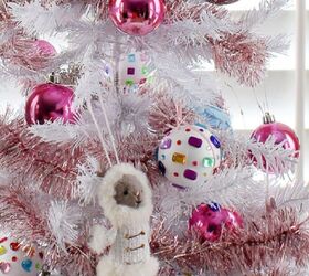 Decorate Tabletop Christmas Trees: 4 Beautiful Color Theme Ideas | Redesign