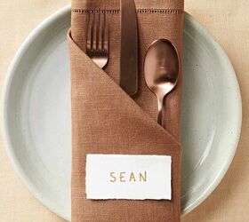 The One Napkin Fold That Makes a Summer Table Look Catered | Redesign