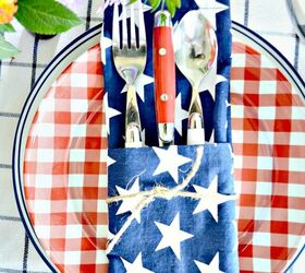 The One Napkin Fold That Makes a Summer Table Look Catered | Redesign